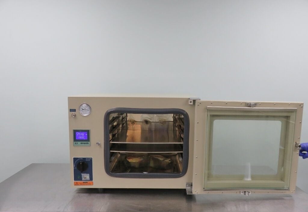 Across International Vacuum Oven AccuTemp 19K