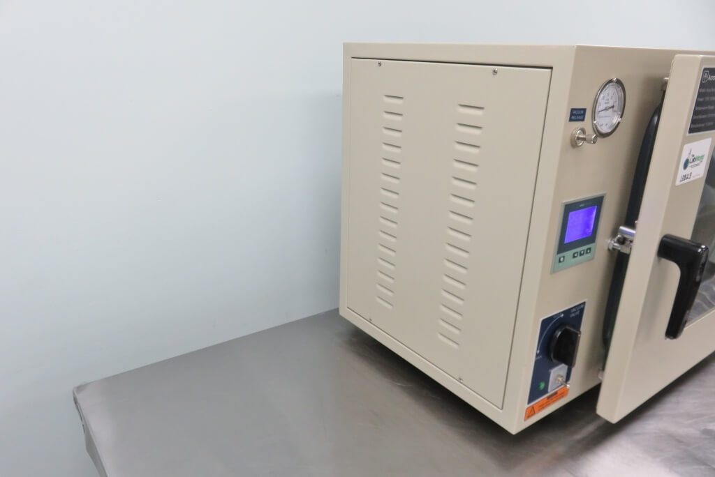 Across International Vacuum Oven AccuTemp 19K