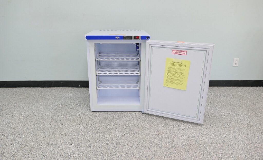 -30C Laboratory Freezer - The Lab World Group