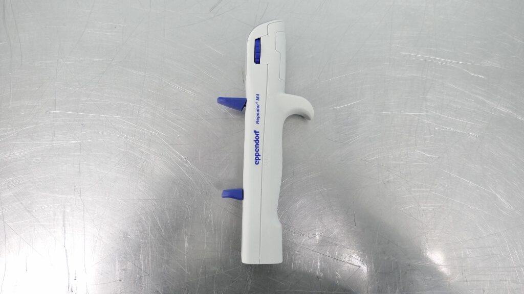 Eppendorf Repeater M4 Multi Dispenser Pipette