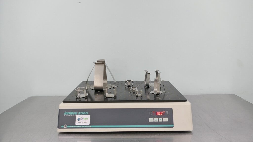 Innova 2300 Platform Shaker - The Lab Word Group