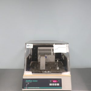 New Brunswick Innova 44 Incubator Shaker