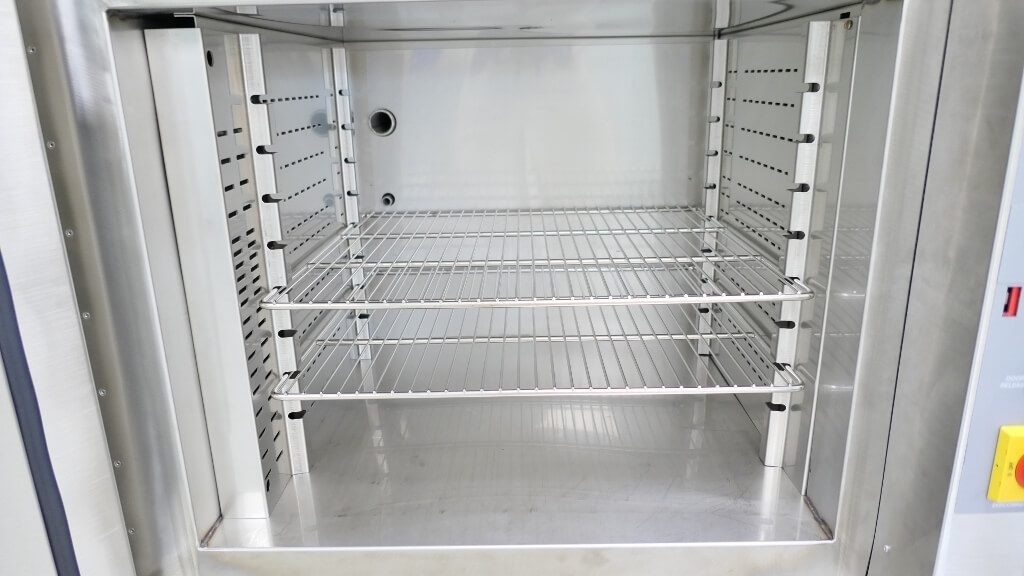 Despatch Oven LCC1-51-3 - The Lab World Group