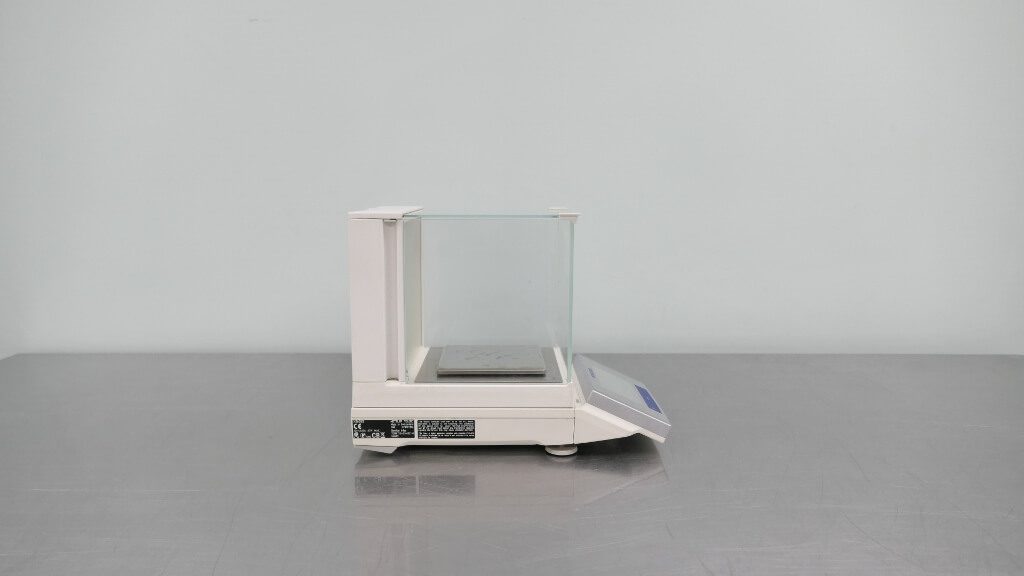 Mettler Toledo XS603S Analytical Balance - The Lab World Group