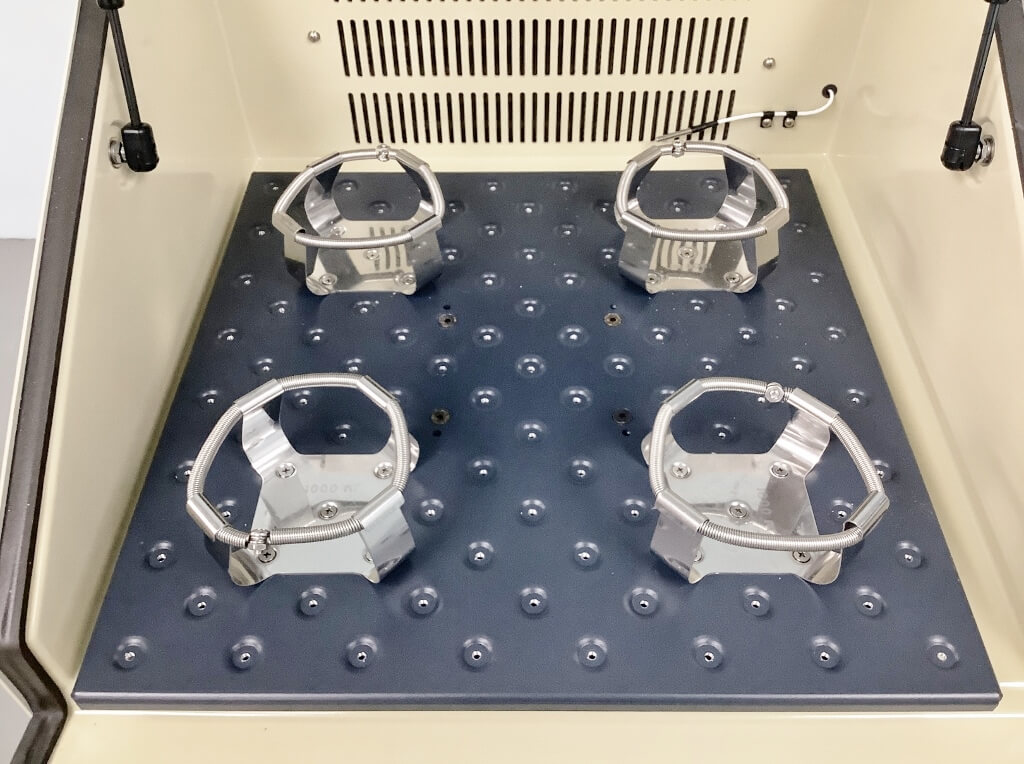 New Brunswick Incubator Shaker Innova 40R