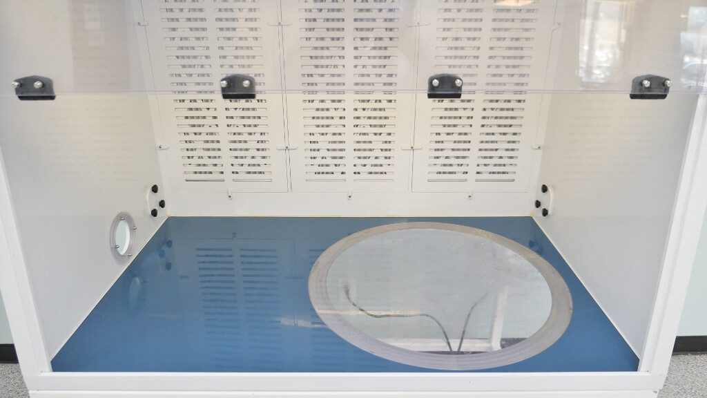 AirClean PowderSafe 740 Balance Enclosure