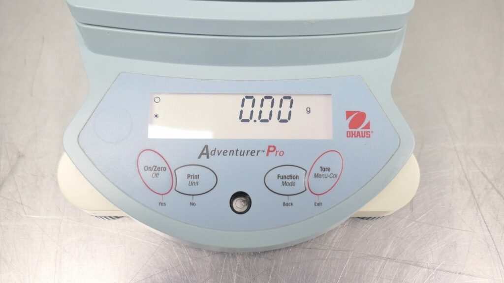 Ohaus Adventurer Pro AV812C Balance
