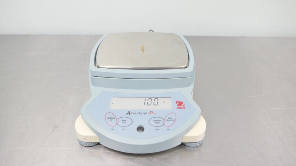 Ohaus Adventurer Pro AV812C Balance