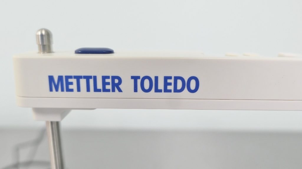 Mettler FiveEasy pH Meter FP20 - The Lab World Group