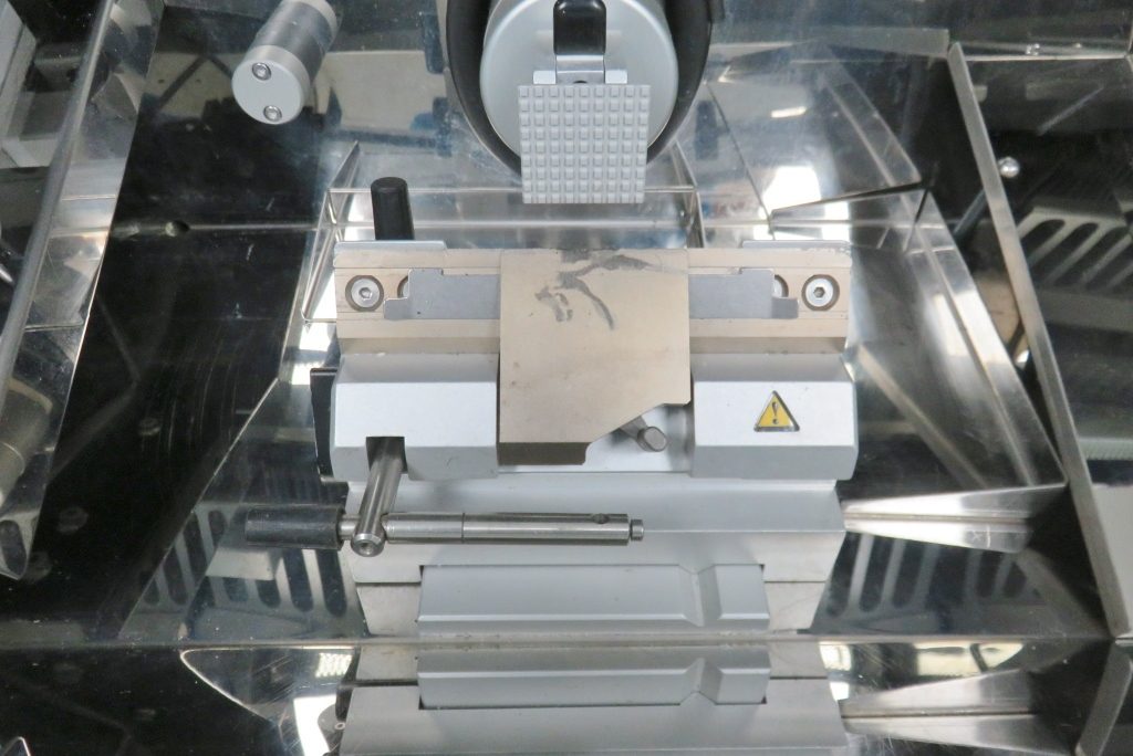 Thermo Scientific Cryostat Cryotome - The Lab World Group