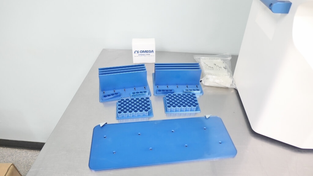 VIA Freeze Quad Controlled Rate Freezer - The Lab World Group