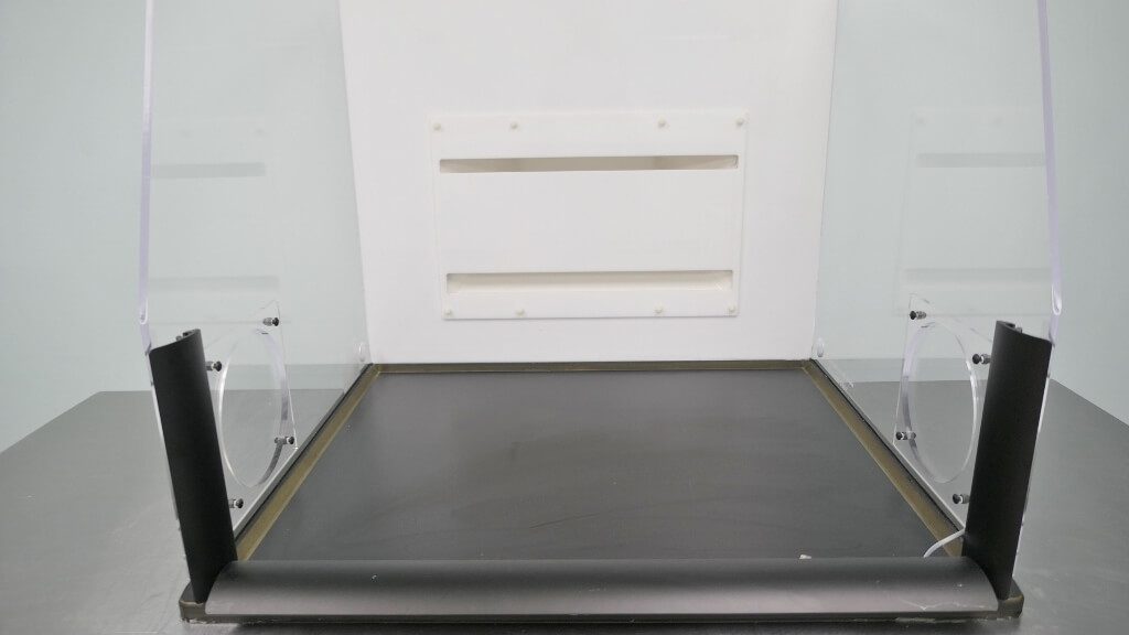 Flow Sciences PCR Workstation - The Lab World Group