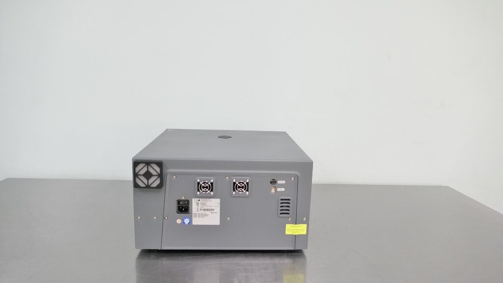 Tecan Infinite M200 Microplate Reader - The Lab World Group