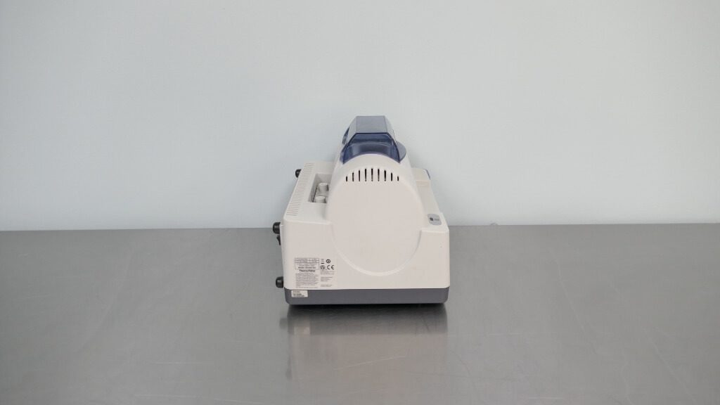 Thermo Nicolet IS5 FT-IR Spectrometer - The Lab World Group
