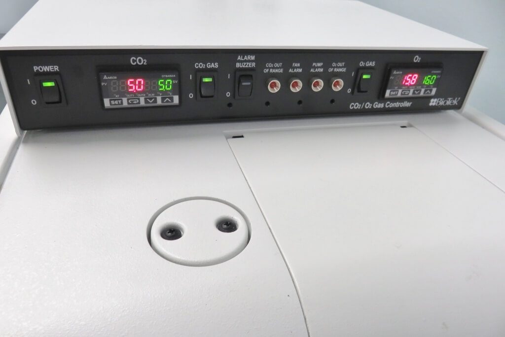 BioTek Cytation 5 Imaging Reader with Stacker