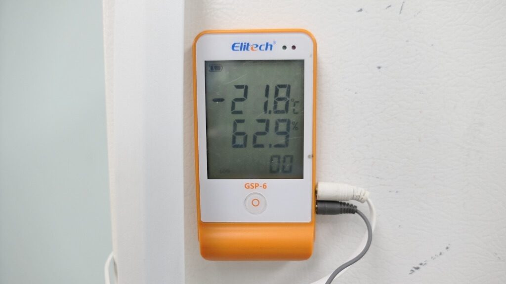 Isotemp Refrigerator Freezer Combo