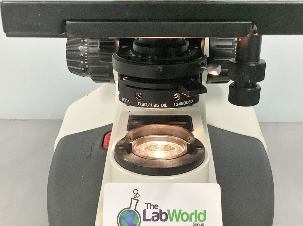 Leica CME Microscope - The Lab World Group