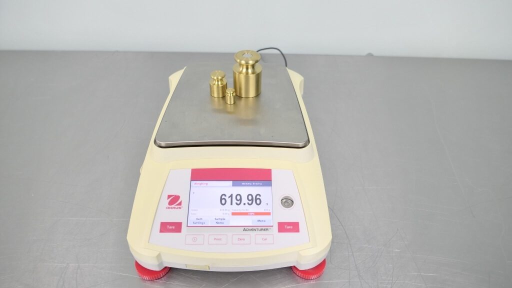 Ohaus Adventurer AX622E - The Lab World Group