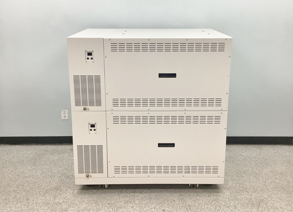 Lab Companion Refrigerated Floor Incubator Shaker ISS-7200R - The Lab ...