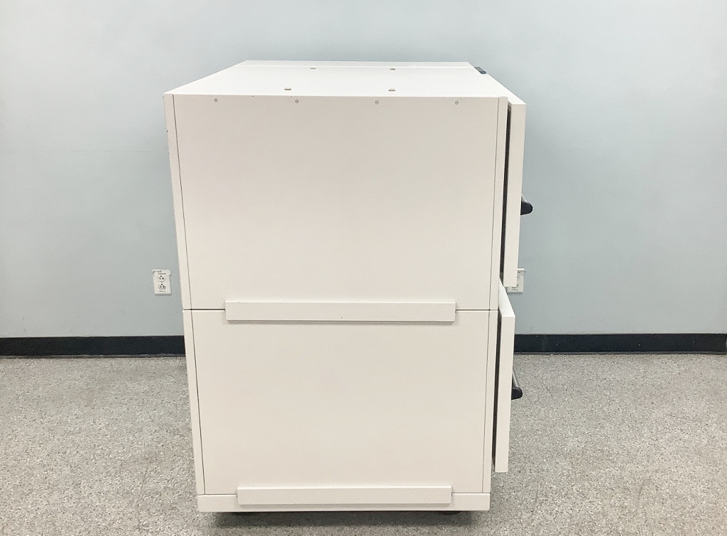 Lab Companion Refrigerated Floor Incubator Shaker ISS-7200R - The Lab ...