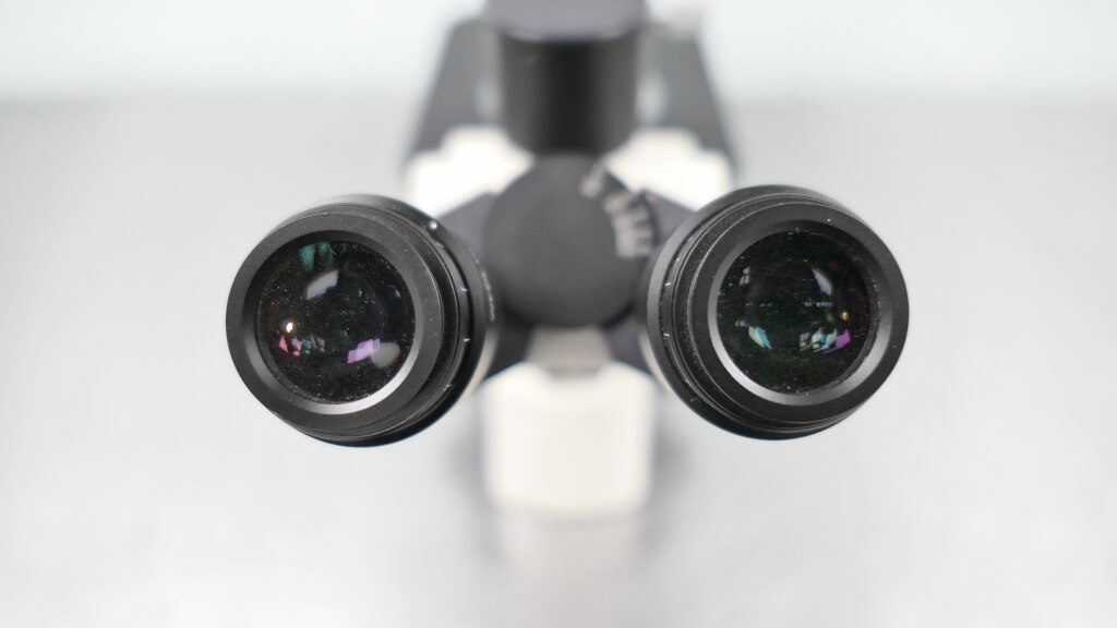 Inverted Phase Contrast Microscope - The Lab World Group