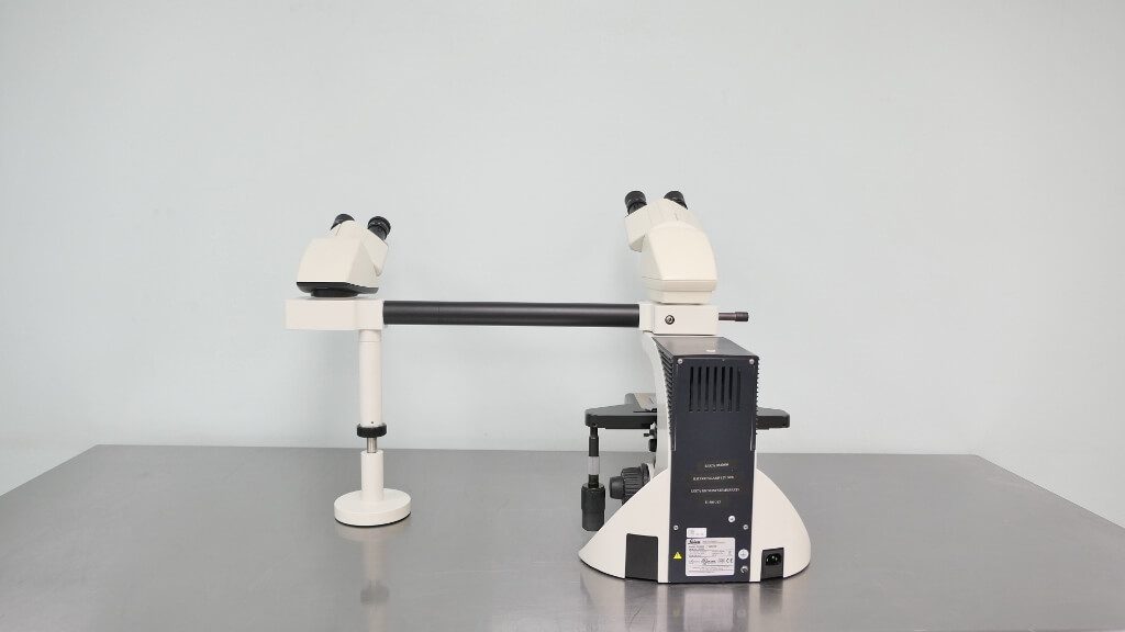 Leica DM2000 Microscope - The Lab World Group