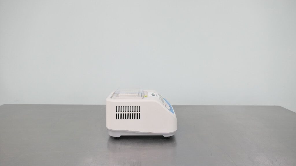 Benchmark MultiTherm Shaker - The Lab World Group