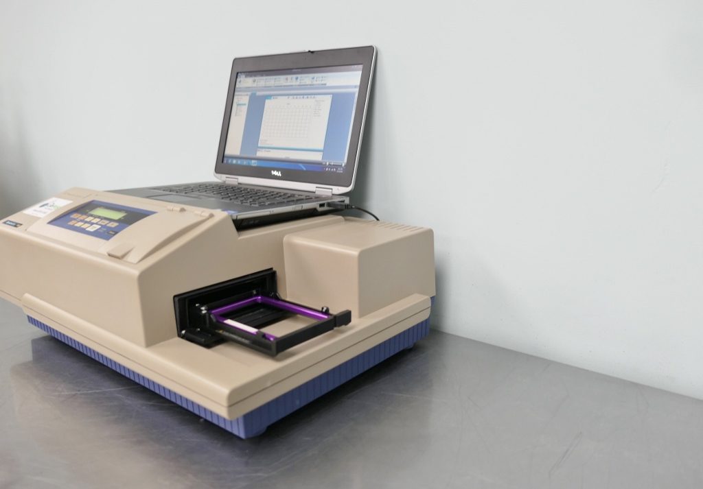Spectramax M5 Reader Molecular Devices - The Lab World Group