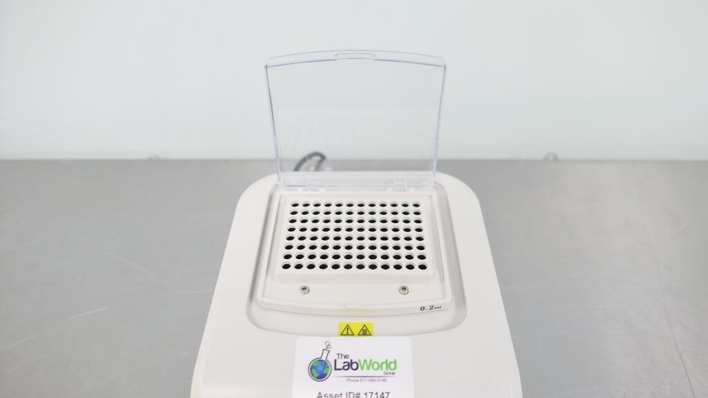 Benchmark MultiTherm Shaker - The Lab World Group