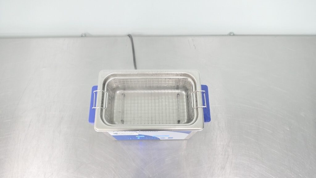 Cole Parmer Ultrasonic Cleaner - The Lab World Group