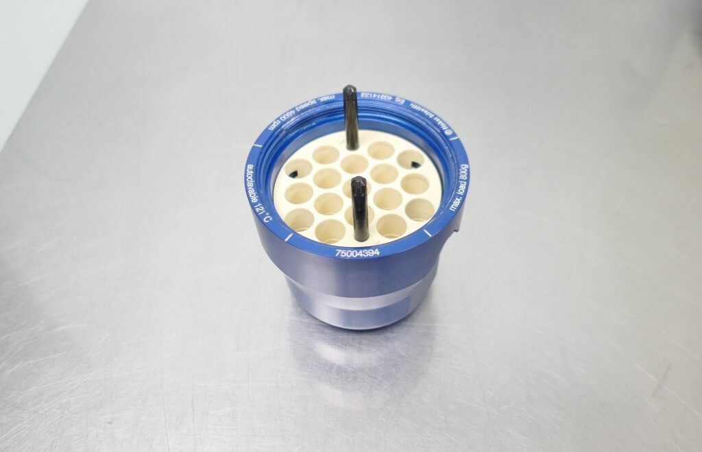 Fisher Centrifuge Accuspin 3 - The Lab World Group