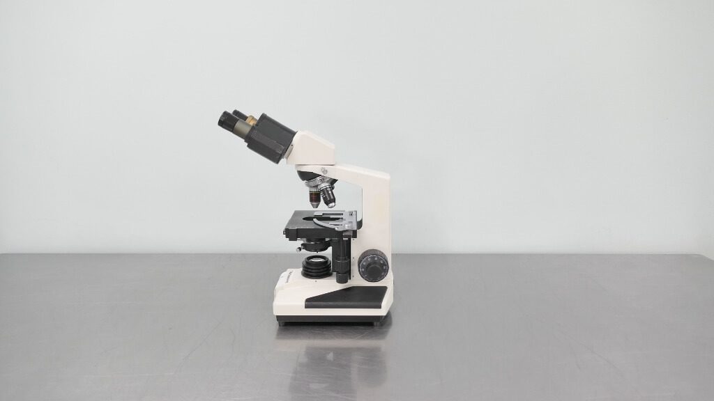 Fisher Scientific Micromaster II Microscope - The Lab World Group