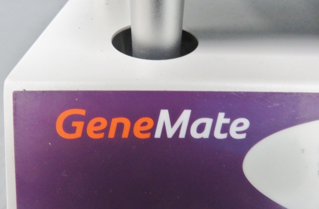 Multi Tube Vortexer Benchmark BV1010 - The Lab World Group