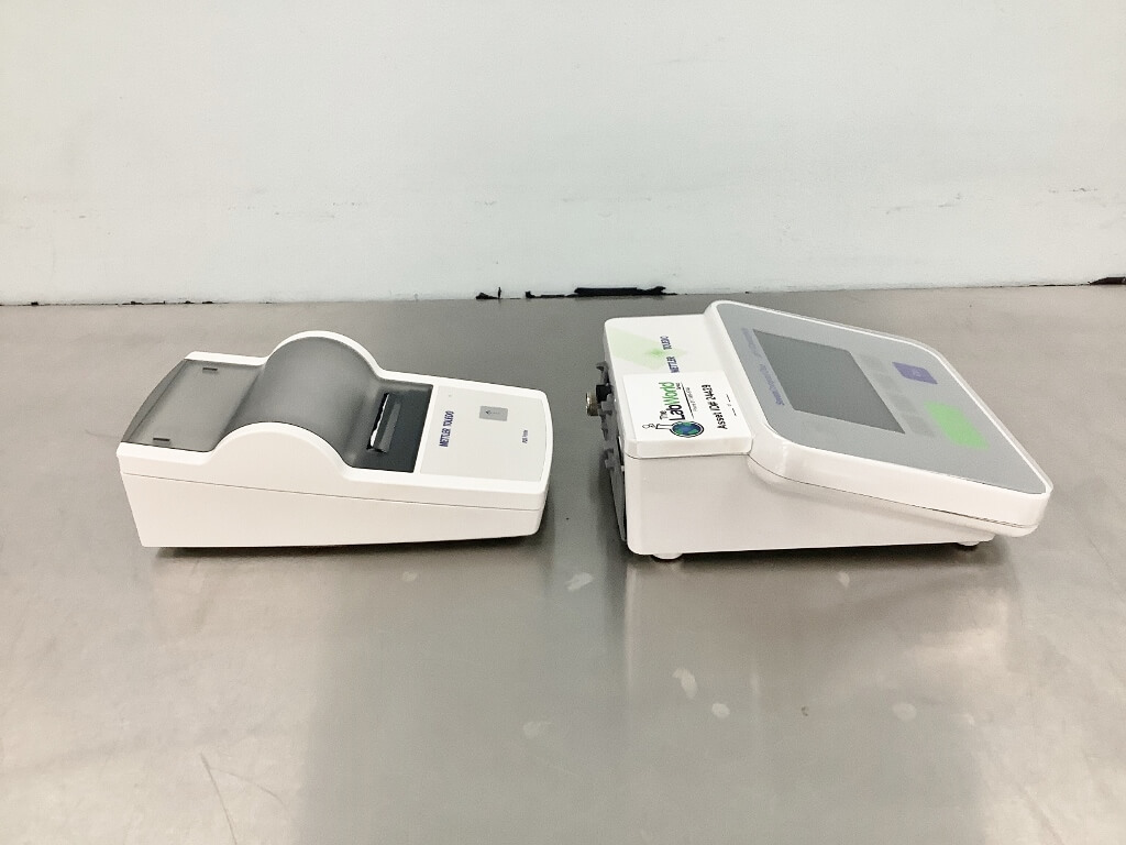 Mettler Toledo 7 Compact pH Meter - The Lab World Group