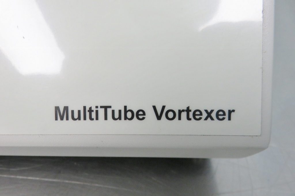 Multi Tube Vortexer Benchmark BV1010 - The Lab World Group