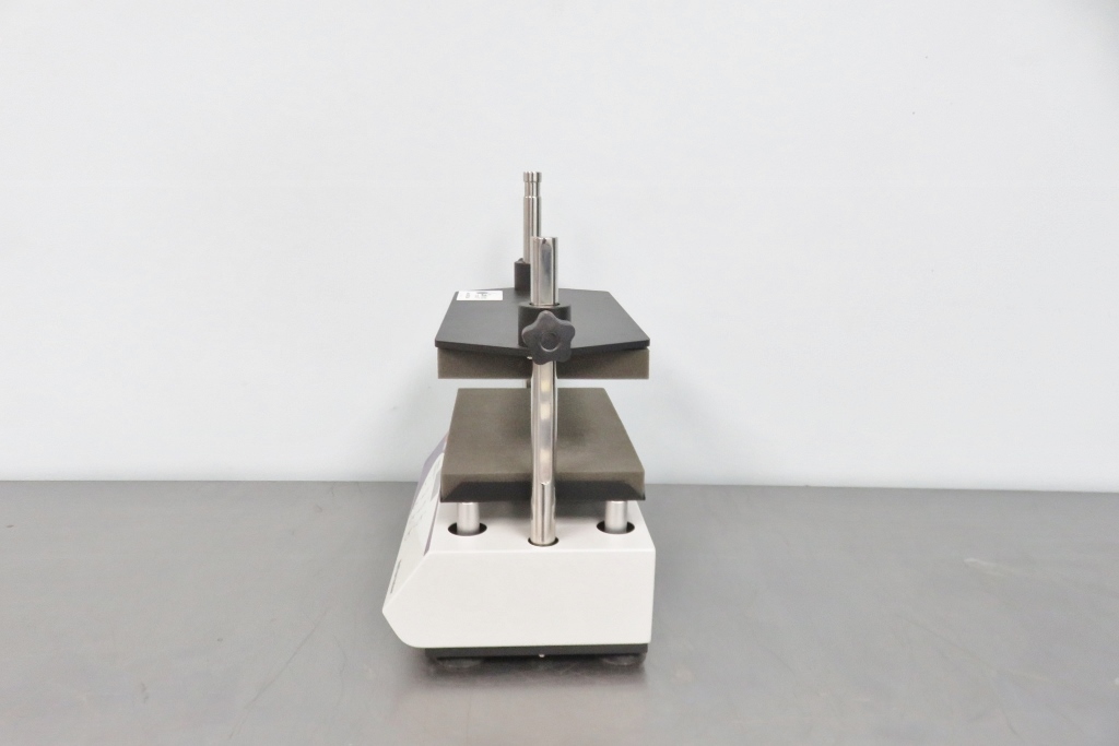 Multi Tube Vortexer Benchmark BV1010 - The Lab World Group