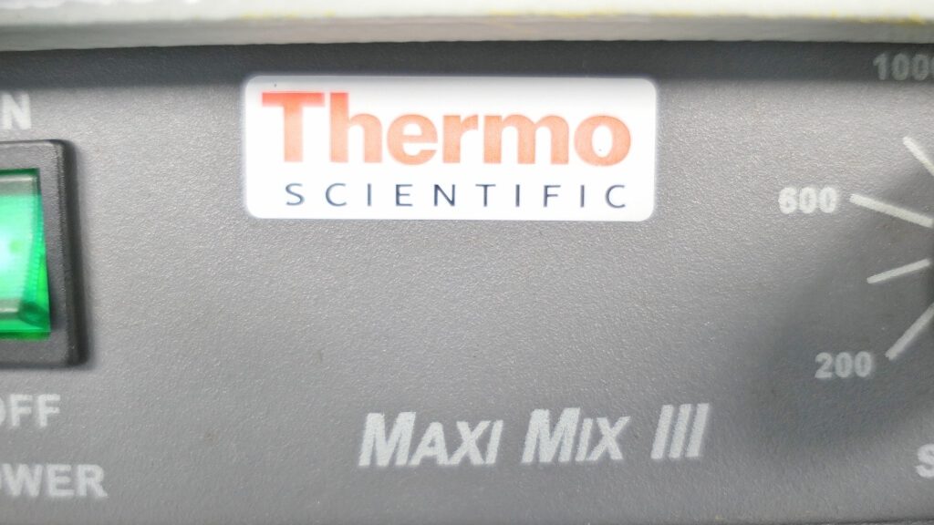 Thermolyne Maxi Mix Lab Shaker - The Lab World Group
