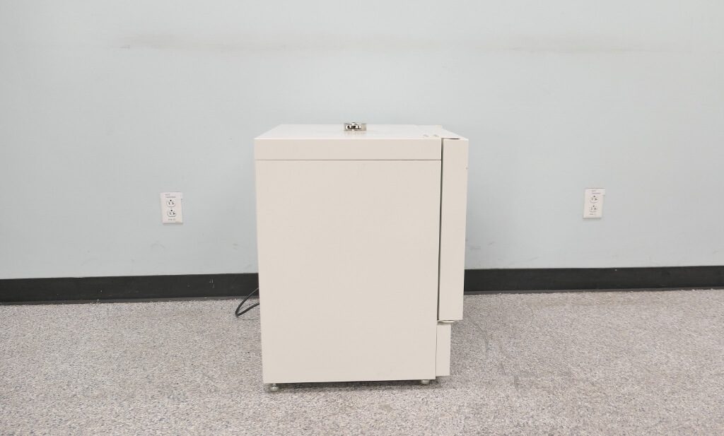 Thermo Precision Oven - The Lab World Group