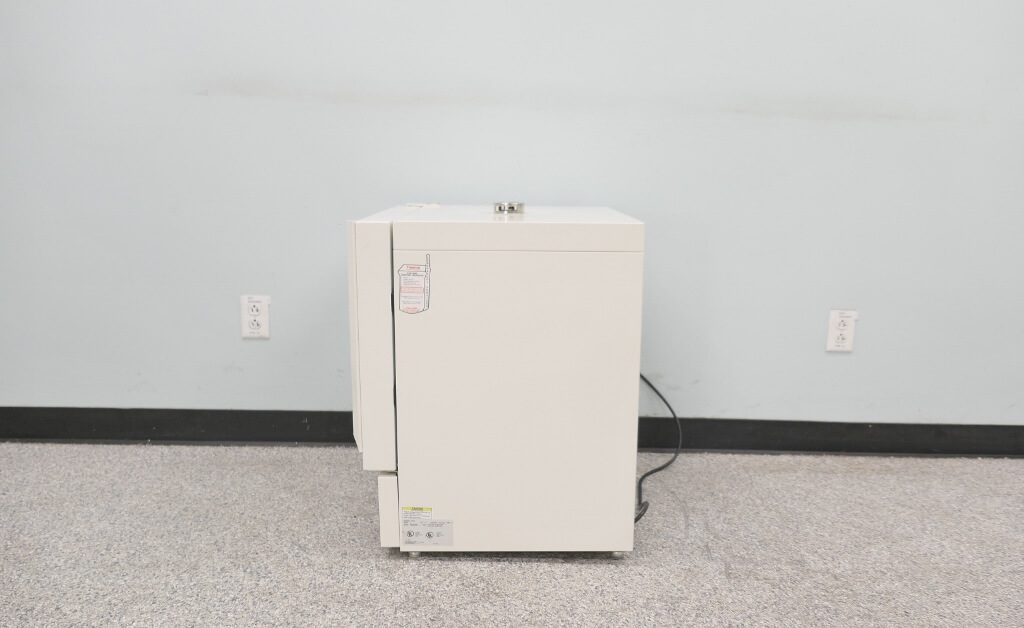 Thermo Precision Oven - The Lab World Group