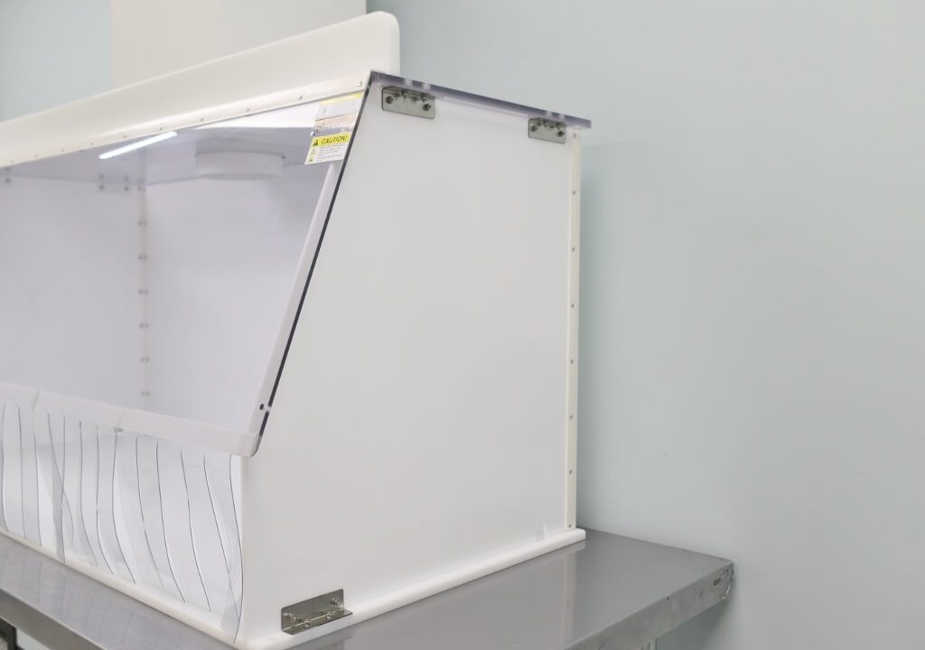 SAS Portable Fume Extractor - The Lab World Group