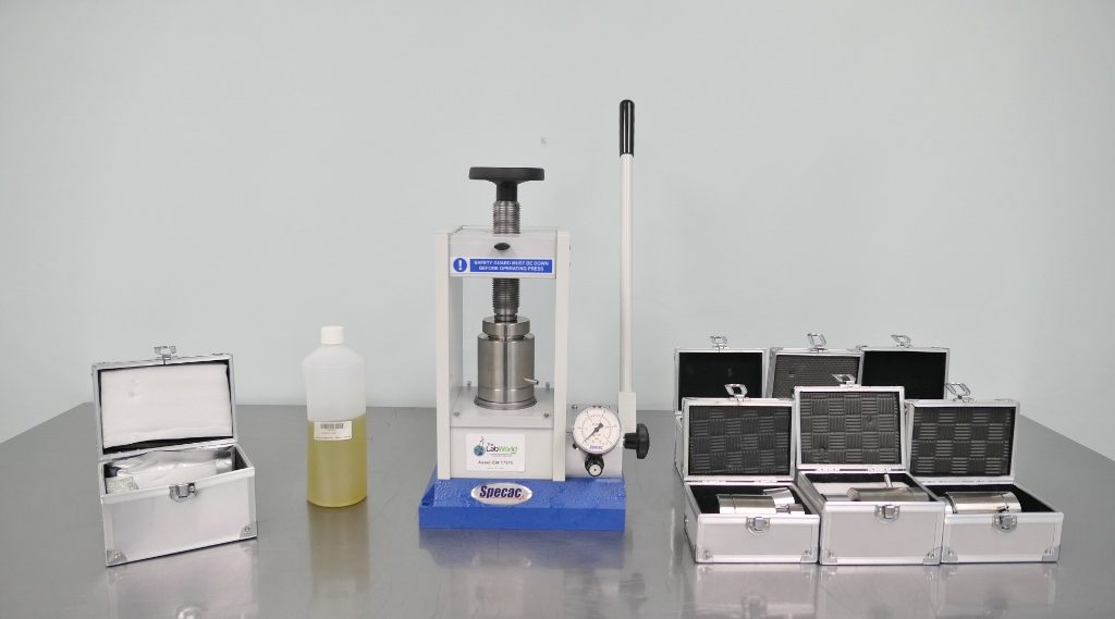 Specac Atlas Hydraulic Press 25T - The Lab World Group