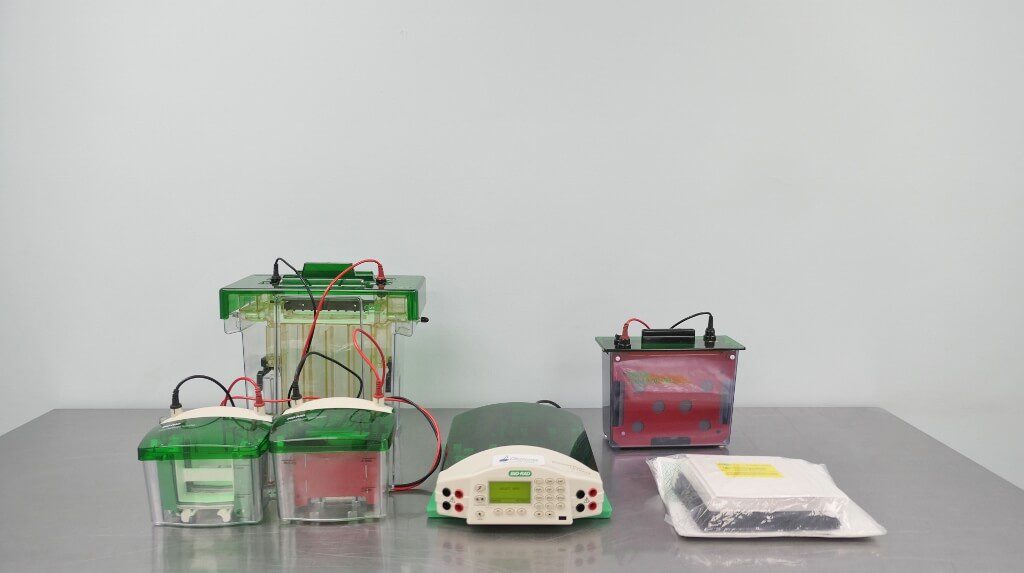 Bio-Rad PowerPac Universal Power Supply - The Lab World Group