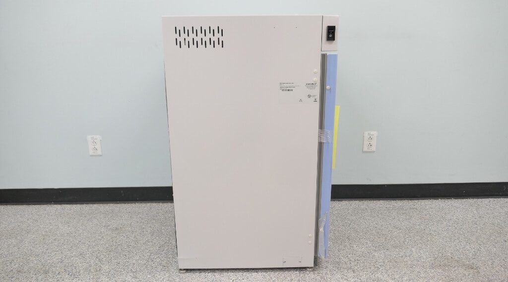 VWR CO2 Incubator - 2023 Unused - The Lab World Group