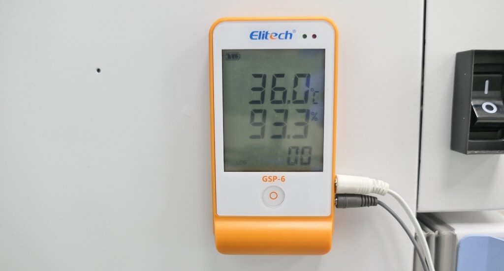 VWR CO2 Incubator - 2023 Unused - The Lab World Group