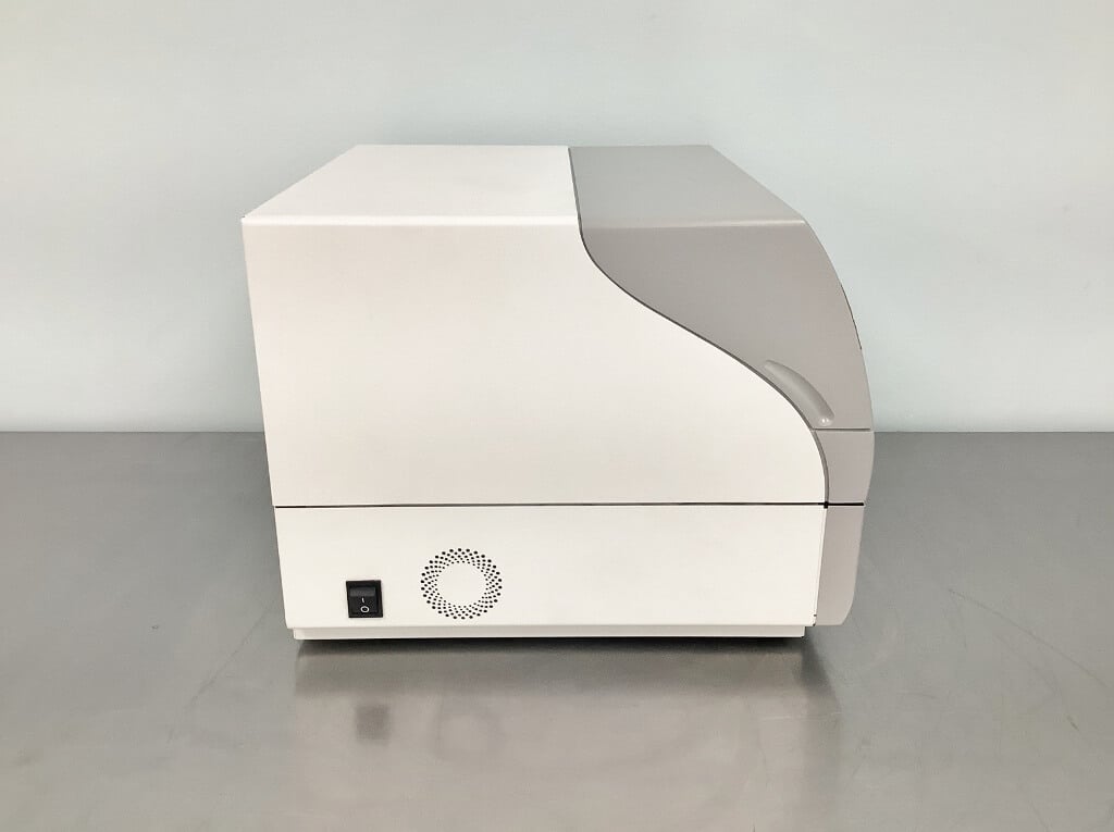 Thermo Fluoroskan Microplate Fluorometer - The Lab World Group