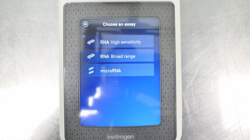 Qubit 3.0 Fluorometer - The Lab World Group