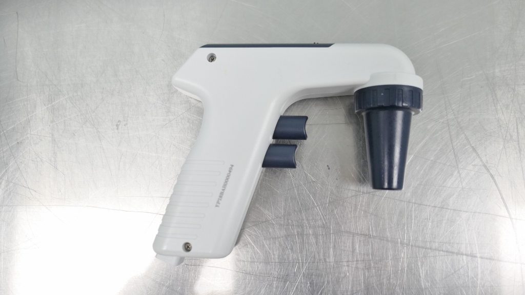 Scilogex Levo Plus Motorized Pipette Filler - The Lab World Group