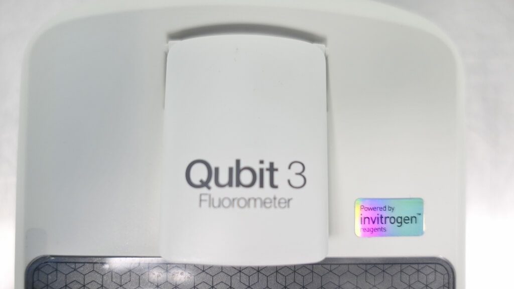 Qubit 3.0 Fluorometer - The Lab World Group