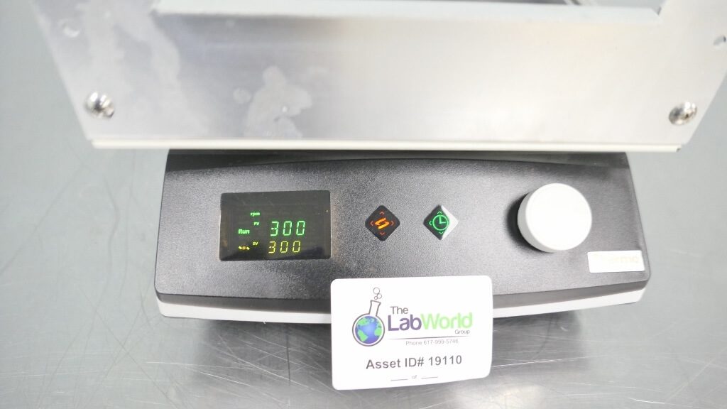 Thermo Orbital Shaker - Compact Digital Mini Rotator