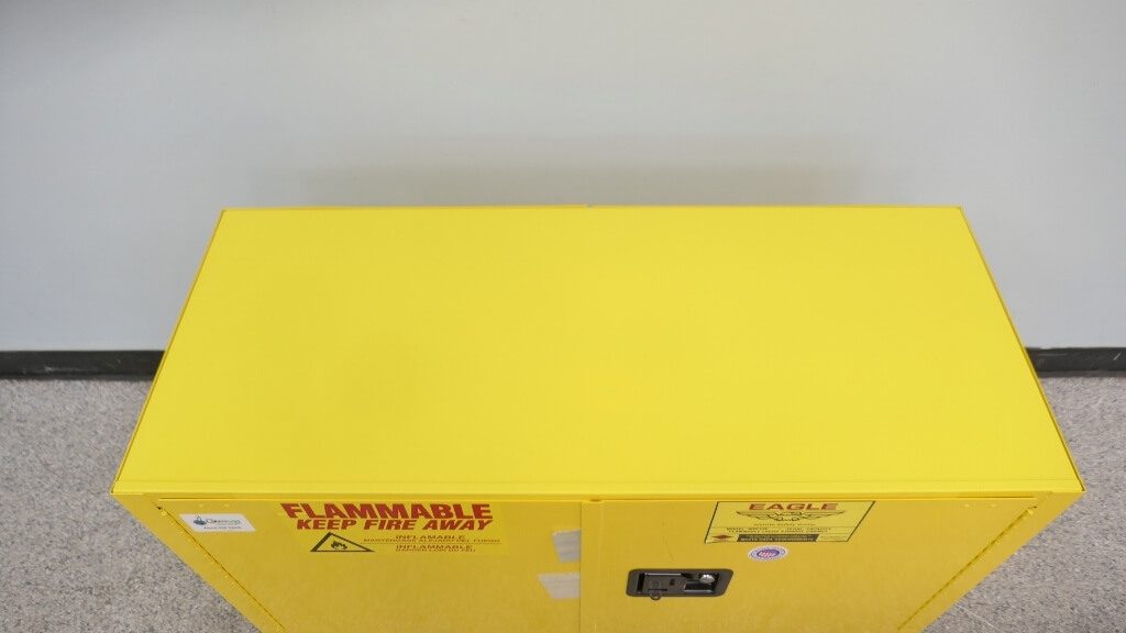 Justrite Flammable Cabinet 15G - Unused - The Lab World Group